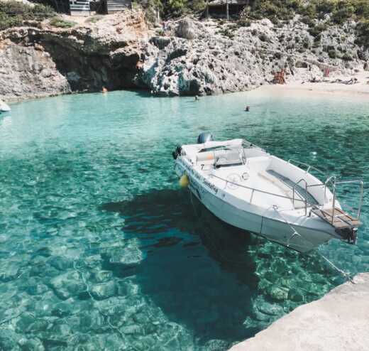 Charter Aqua Marine 550 Motorboat (2017) in Zakynthos - Nautal