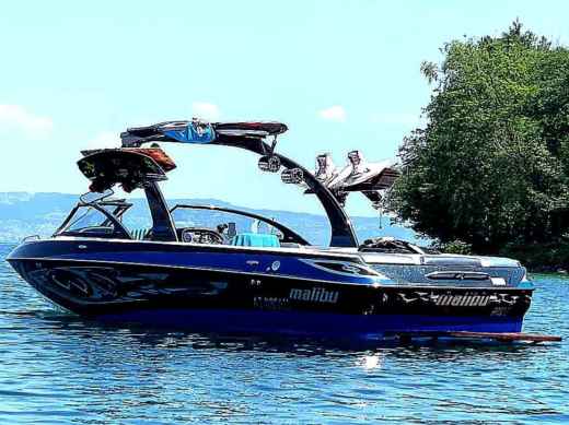 Miete Motorboot Malibu Wakeseter 247 Slv (2006) in Thonon-les-Bains ...