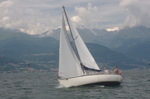 Location Voilier Comar Comet 800 (1980) à Pianello del Lario - Nautal